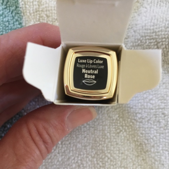Bobbi Brown | Makeup | Bobbi Brown Lip Color Sample Size Neutral Rose ...